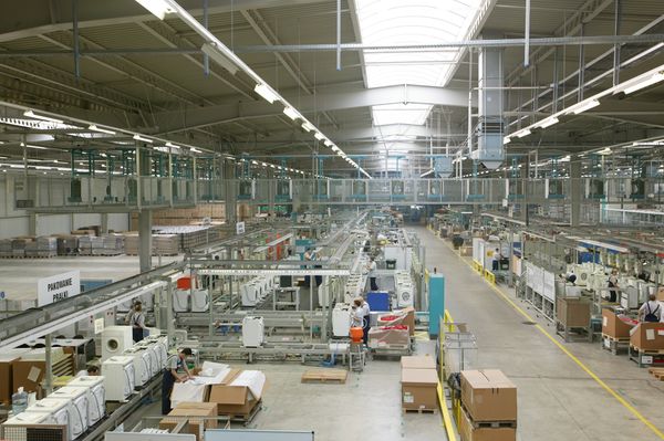 BSH Chronology 1984-2002: Sustainability and Internationalization - BSH ...